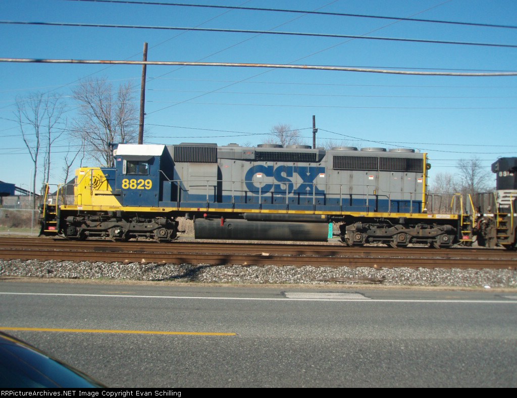 CSX 8829